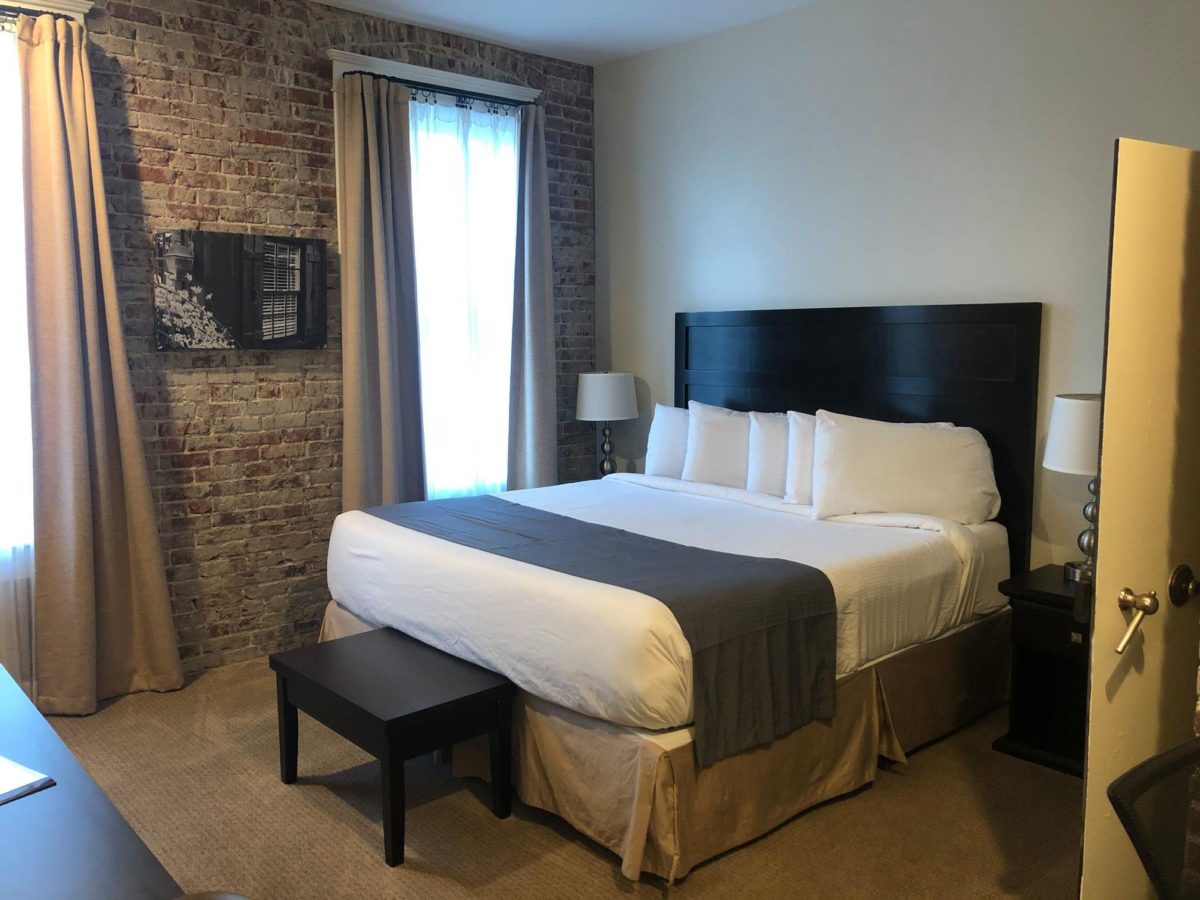Talbott Inn – Bardstown Main Street